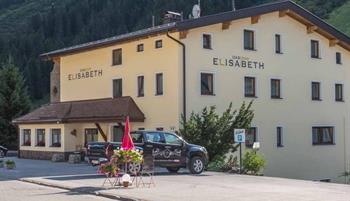 E5 Alpine Crossing Hiking Tour from Oberstodf to Meran: Macs Adventure