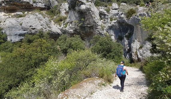 Walking Tours in Provence | Macs Adventure